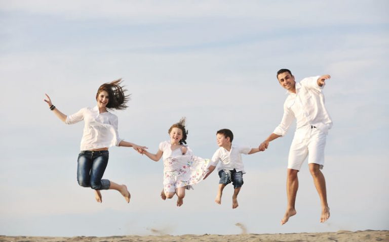 How to be a Better Parent? Good Parenting Skills List | FindMyKids
