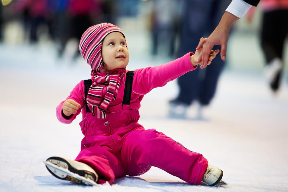 Teaching Kids to Skate: What Age to Start, Gear & Basics | Findmykids