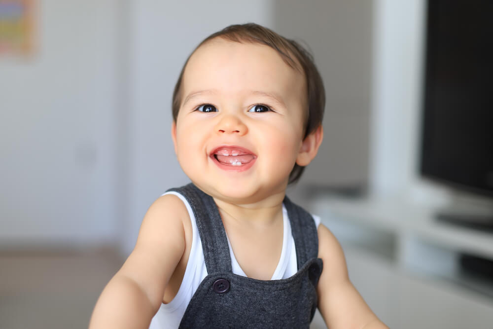 7 Month Old Baby Behavior Change 🎖️ Milestones | FindMyKids Blog