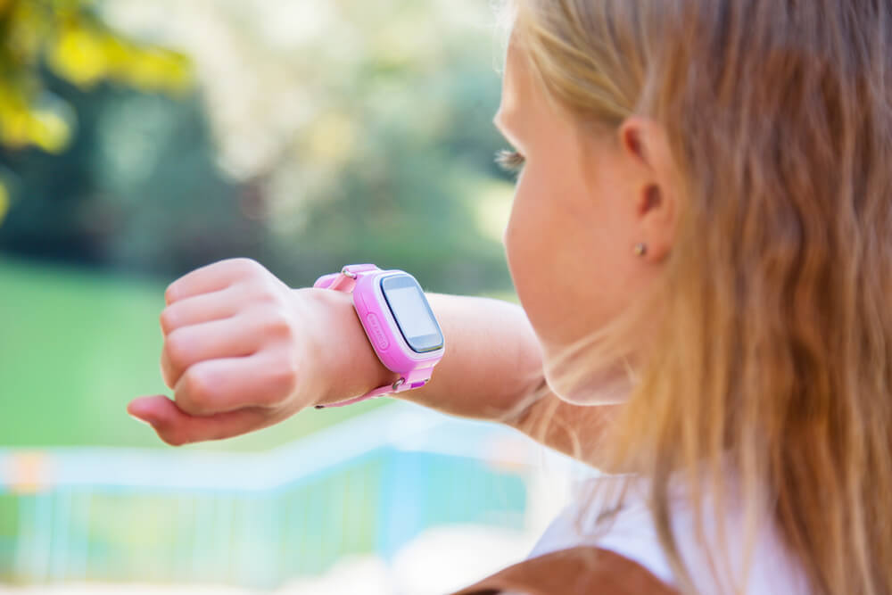Best Smartwatch for Girls in 2026 | Findmykids