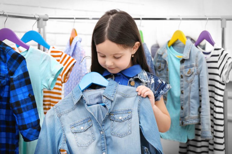How to Teach the Child to Get Dressed On Their Own? What to Do if the ...