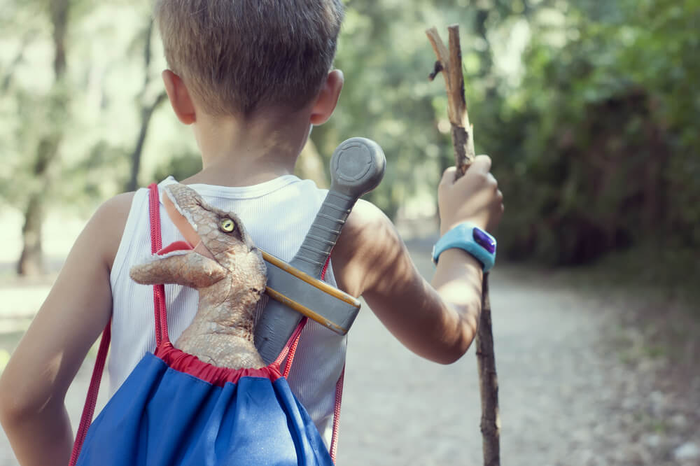 How Do GPS Trackers Work: Devices, System Explanation | Findmykids