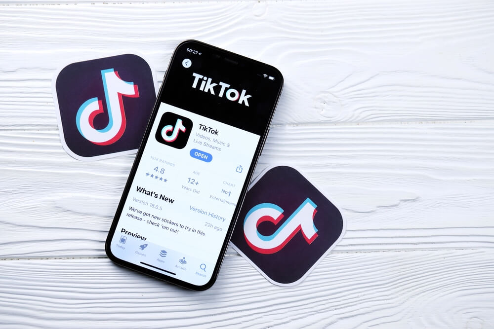 Why is TikTok Bad: Dangers Trends and Unsafe Content | Findmykids