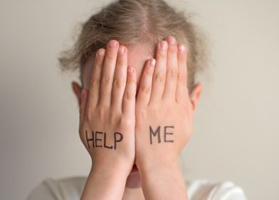 Hand Signals for Help: How to Sign for Help in a Different Ways ...