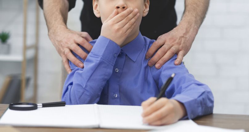 Pedophile Warning Signs: How to Identify a Сhild Predator | Findmykids