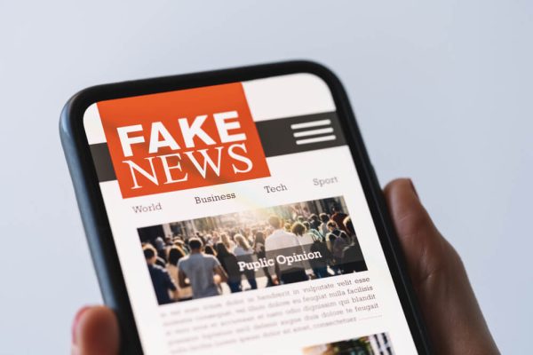Misinformation & Fake News | Best Examples and Types | Findmykids