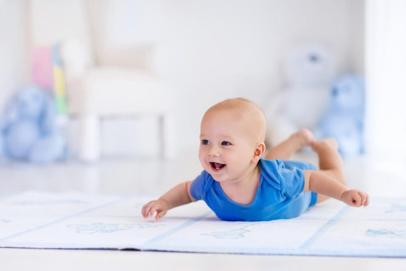 Tummy Time Chart By Age: How and When to Start Tummy Time With Your ...