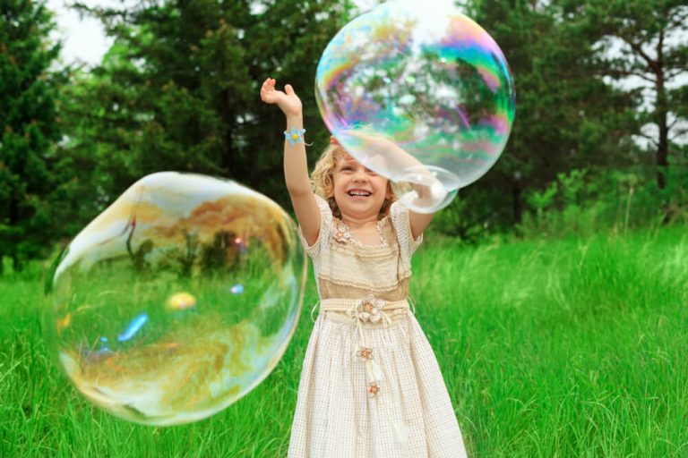 Guide for Homemade Bubble Solutions: DIY Bubbles | Findmykids