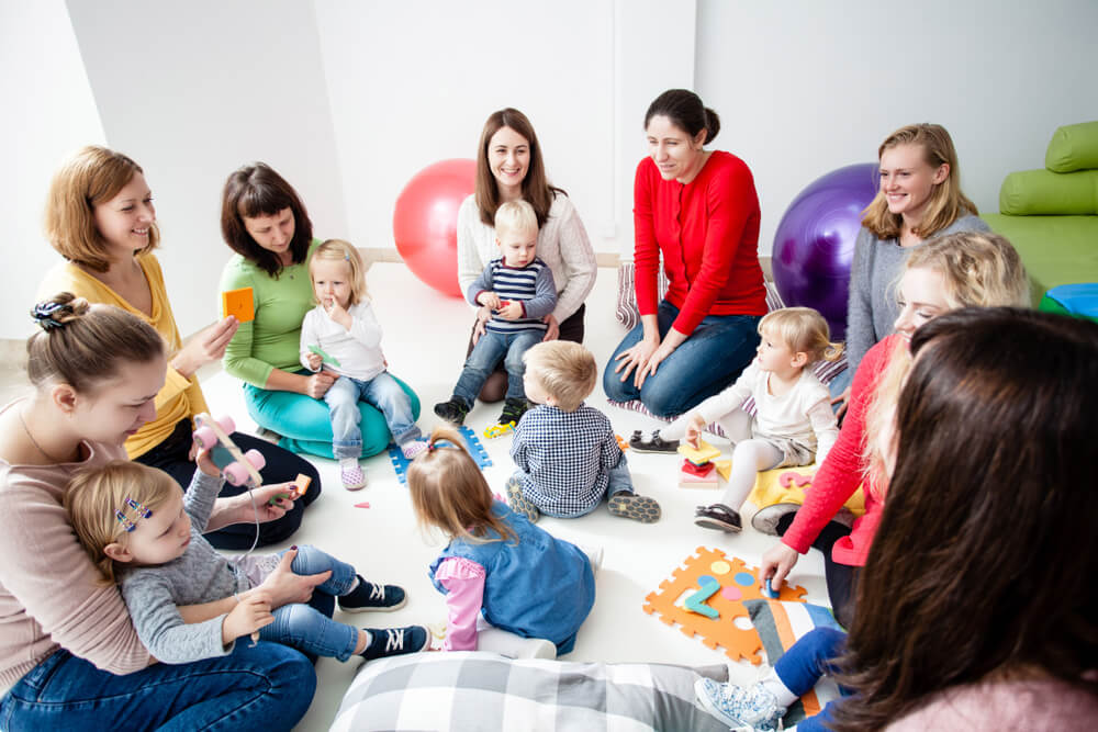 When Do Babies Start Talking? Baby First Words and Talking Milestones ...