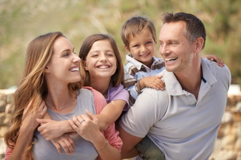 What Are Family Dynamics? Meaning, Types, and Psychology | Findmykids