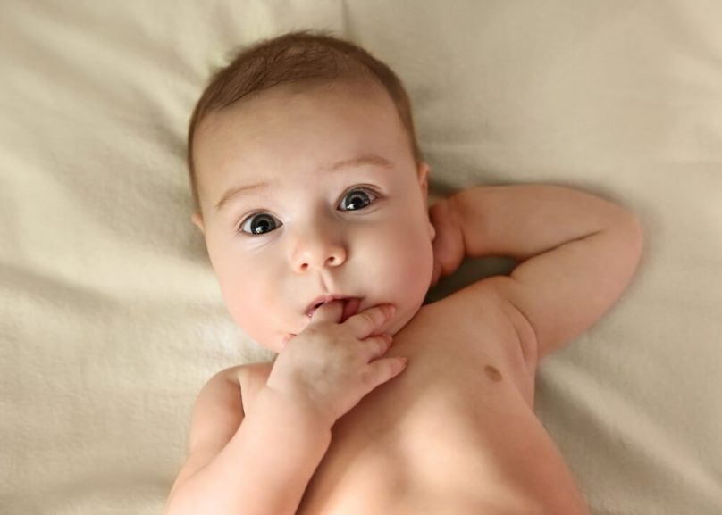 What Is a FOMO Baby? Meaning, Signs, and Real Solutions for Parents