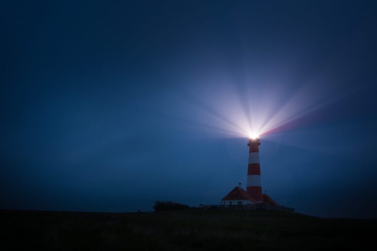 What Is Lighthouse Parenting? Lighthouse Parenting Style Explained ...