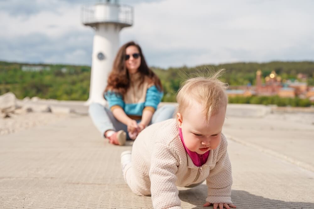 What Is Lighthouse Parenting? Lighthouse Parenting Style Explained ...