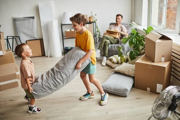25 Fun Indoor Games for Kids to Play at Home | Findmykids