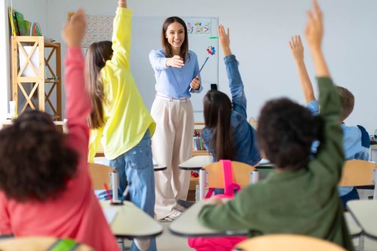 Classroom Games for Kids: Quick & Fun Games to Play in Class | Findmykids