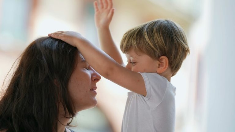 Why Do Kids Hit? Understanding Toddler Hitting and How to Stop It ...