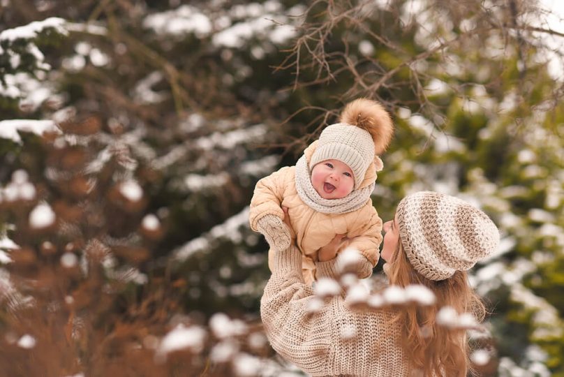 Beige Mom: Meaning, Origin, Pros, and Cons of the Sad Beige Mom Trend ...