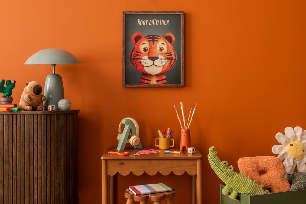 Beige Mom: Meaning, Origin, Pros, and Cons of the Sad Beige Mom Trend ...