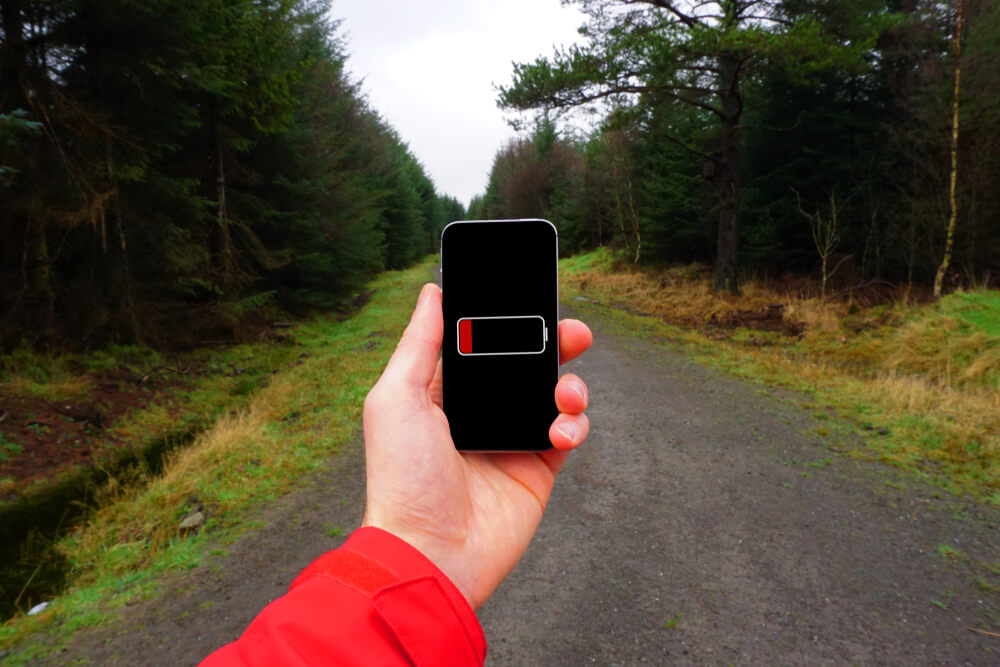 How to Know If Someone's Phone is Dead: 6 Signs | Findmykids