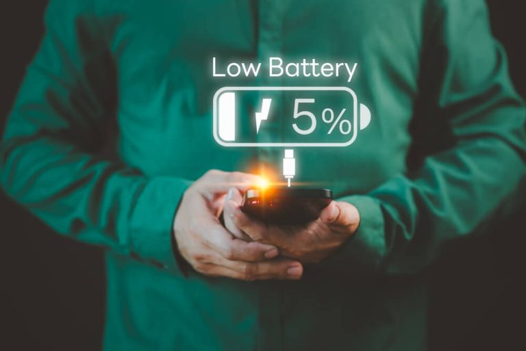 How to Know If Someone's Phone is Dead: 6 Signs | Findmykids