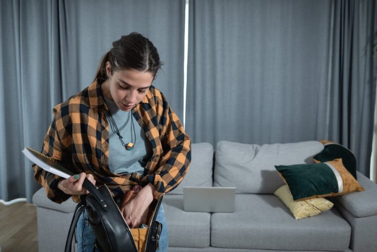 How to Find a Lost Nintendo Switch in Your House: Tips and Tracking ...