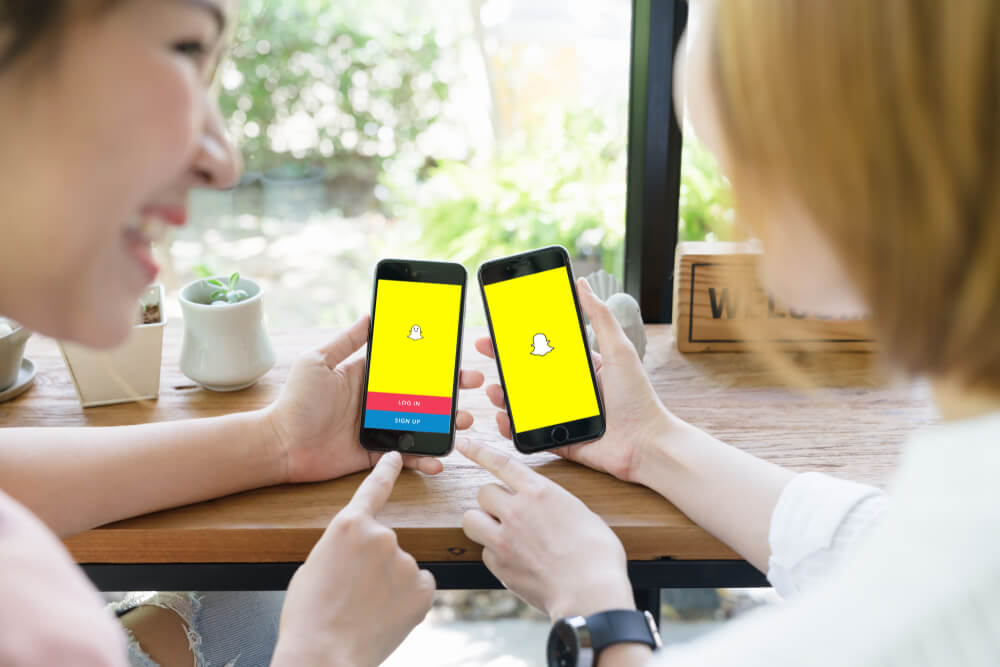 Does Snapchat Have Parental Controls: Key Features | Findmykids