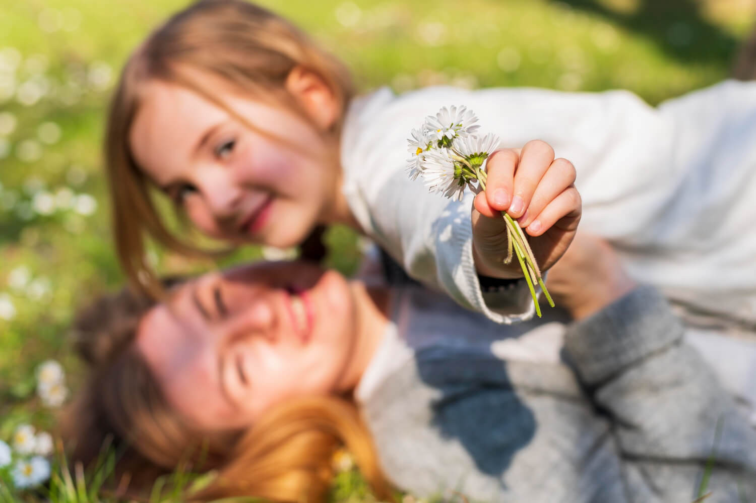 Crunchy Mom Meaning: What It Really Means (and How It Compares to Silky ...